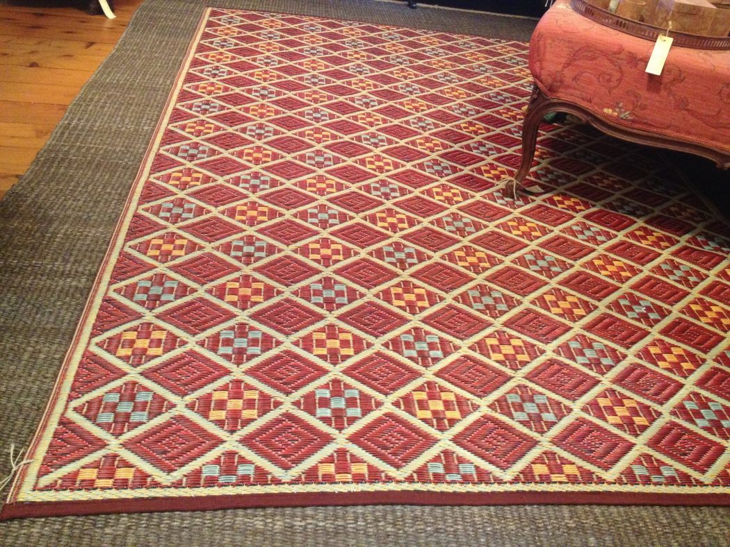 3 Tips Of How To Choose An Outdoor Rug To Your Patio