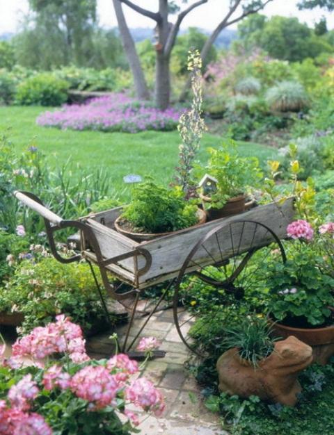 13 Impressive Rustic Garden Style With Its Attractive Elements