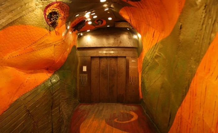 The World's 20 Weirdest & Craziest Elevators | Pouted.com