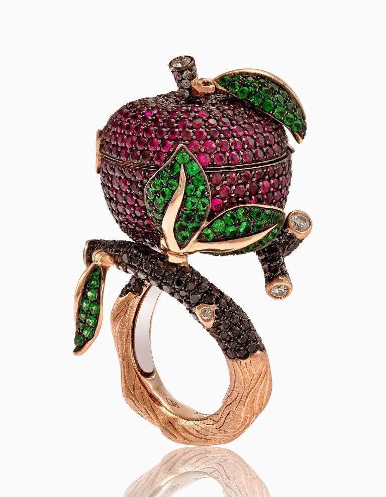 Discover The Elegance & Magnificence Of Italian Jewelry