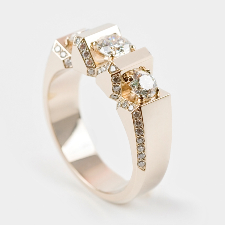 Men’s Diamond Rings For More Luxury & Elegance