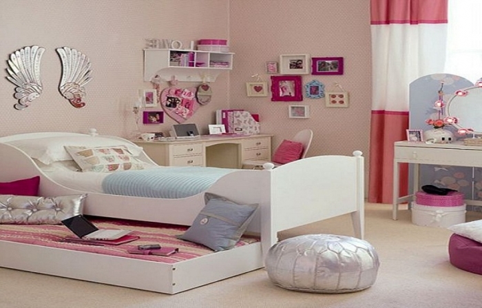 34 Dazzling & Amazing Girls’ Bedroom Design Ideas