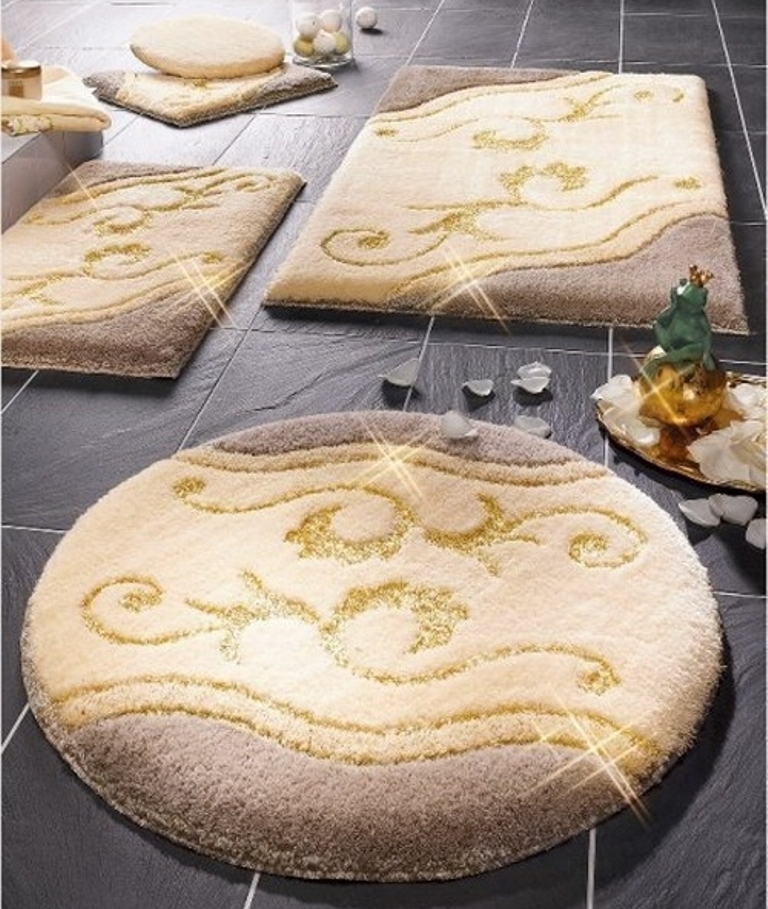 47+ Fabulous & Magnificent Bathroom Rug Designs