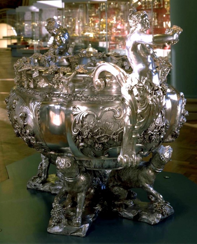 Top 10 Most Expensive Artifacts In The World