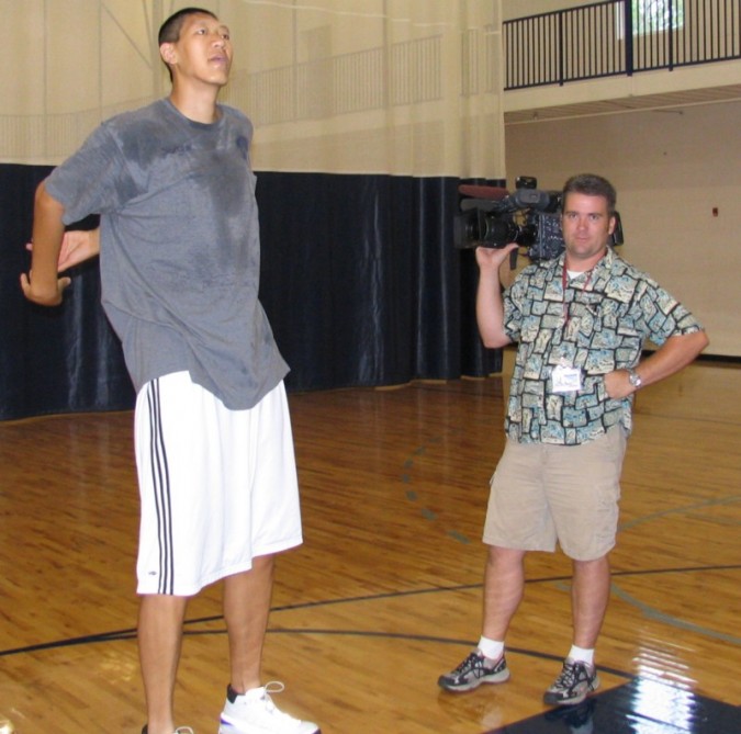 Top 10 Tallest Persons Of The World