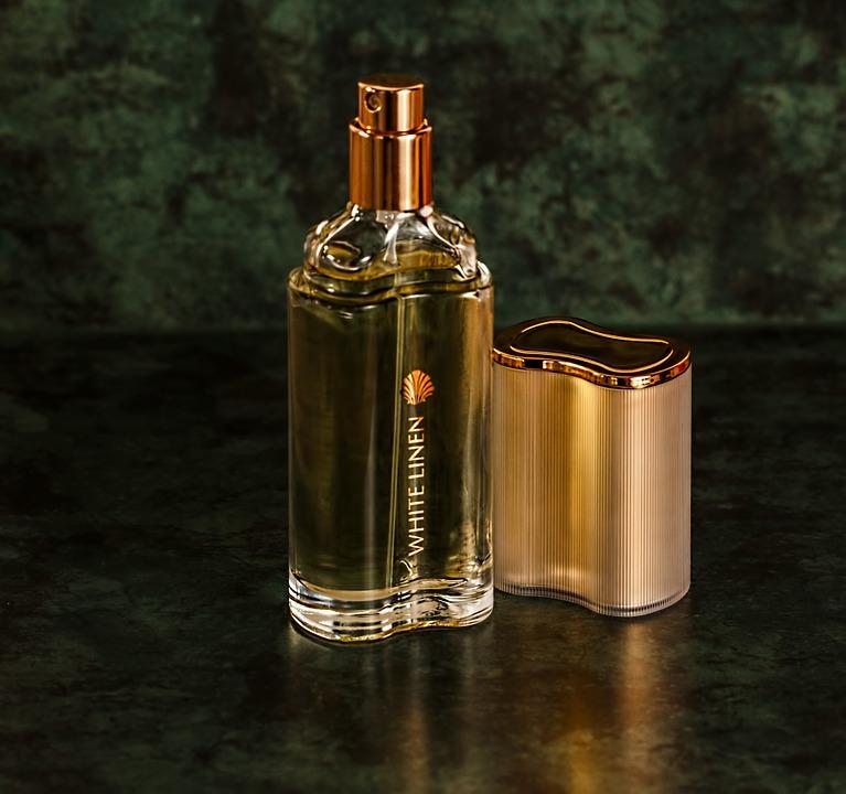 A Man's Ultimate Guide To Choosing The Best Fragrance