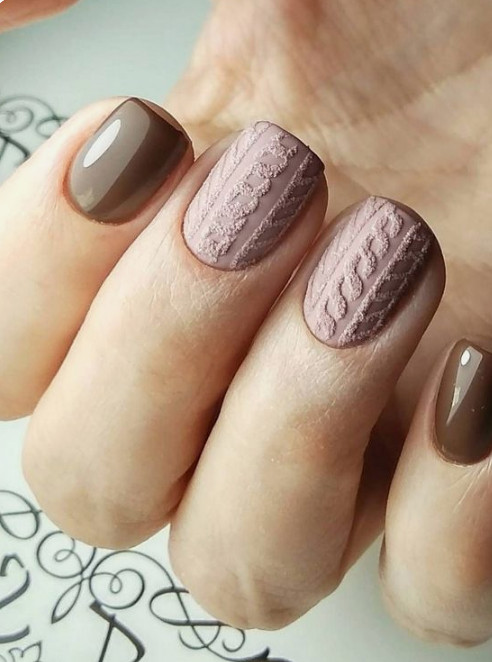 37+ Gorgeous Nail-art Designs To Sparkle This Winter